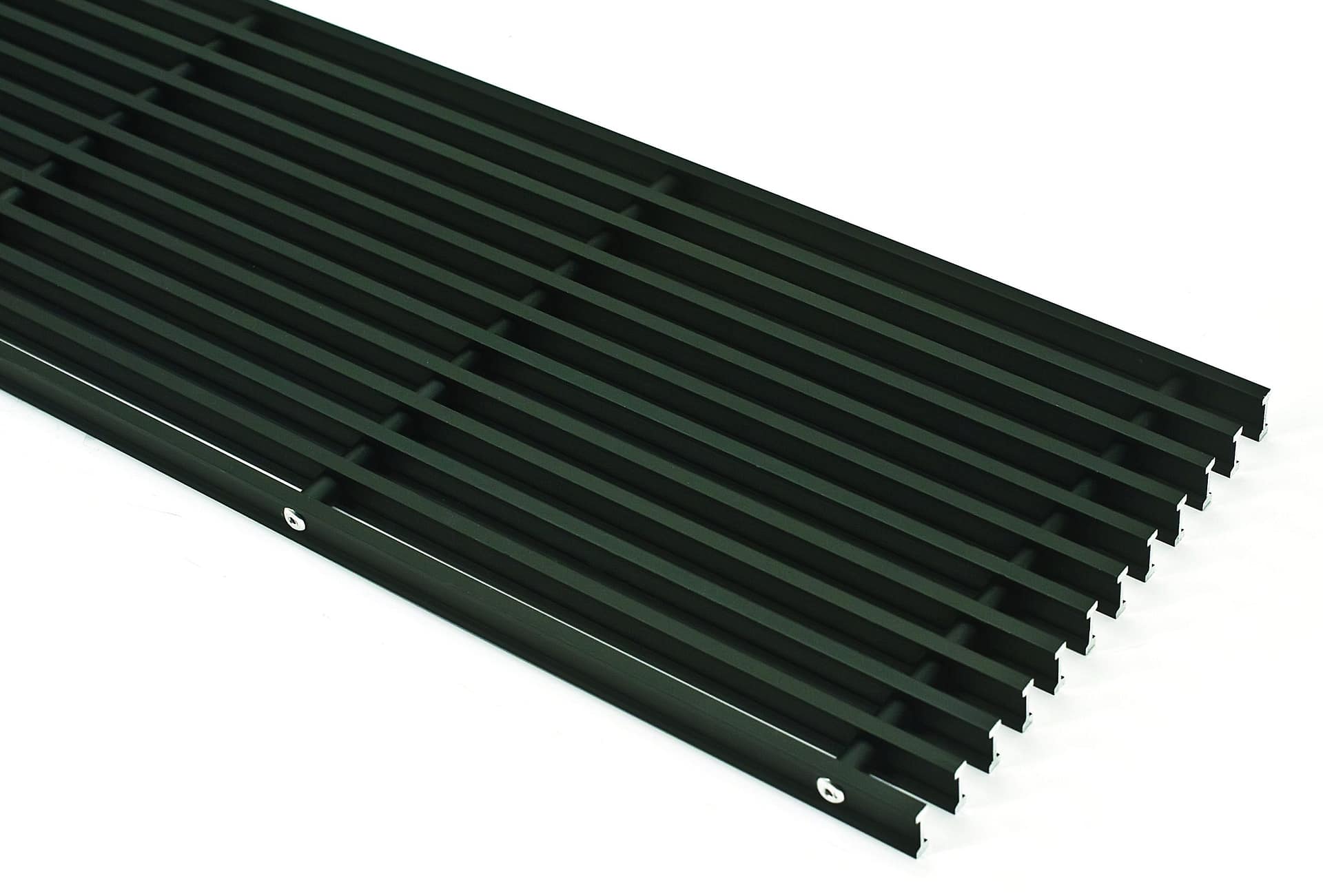 Lineair Convectorputrooster Zwart Aluminium – Rolroosterwinkel.nl